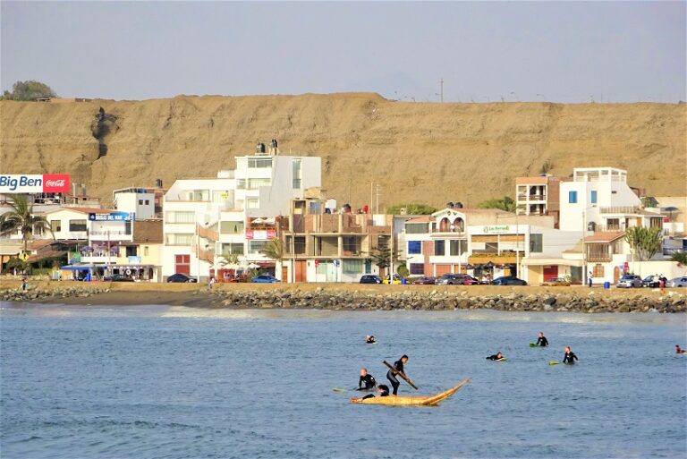 Huanchaco, Peru: The Best Attractions of this Beach Town