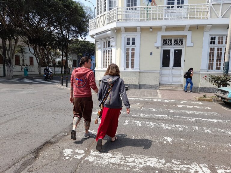 What to Wear in Lima, Peru: Monthly Guide + Best Tips - I Travel Peru